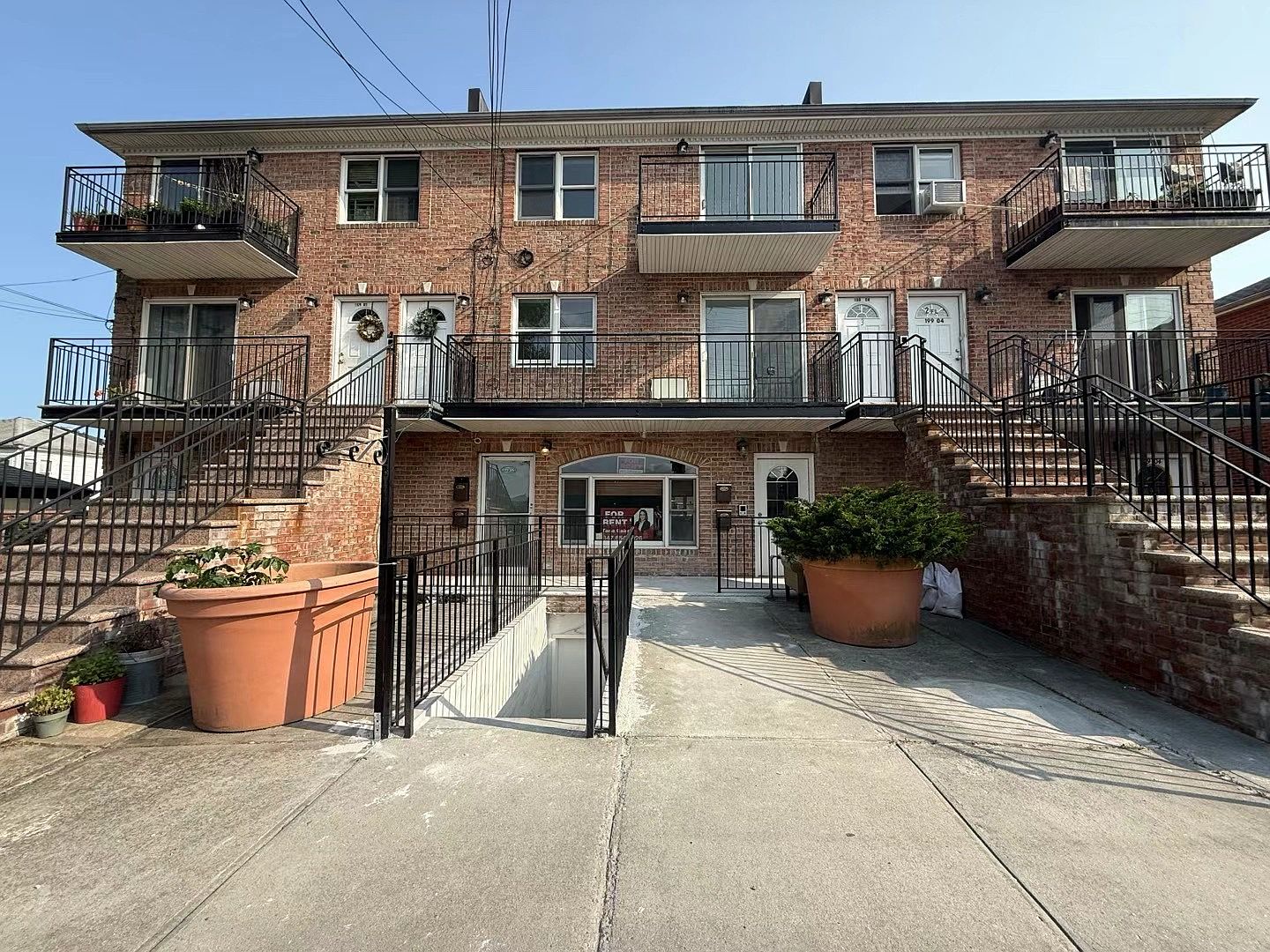 19906 47th Ave #2F-L, Flushing, NY 11358 | Zillow