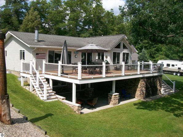 Lake Ogemaw - West Branch MI Real Estate - 15 Homes For Sale | Zillow