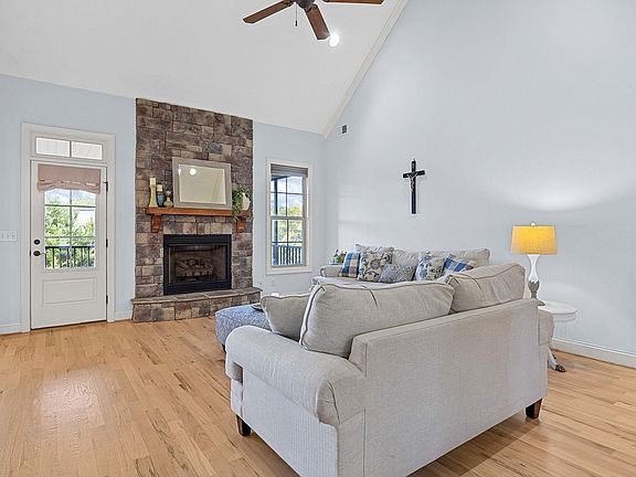 243 Tuscan Ridge Trl, Inman, SC 29349 | MLS #305559 | Zillow