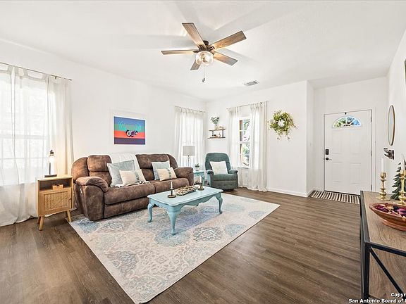 1552 Canyon Trace, Canyon Lake, TX 78133 | Zillow