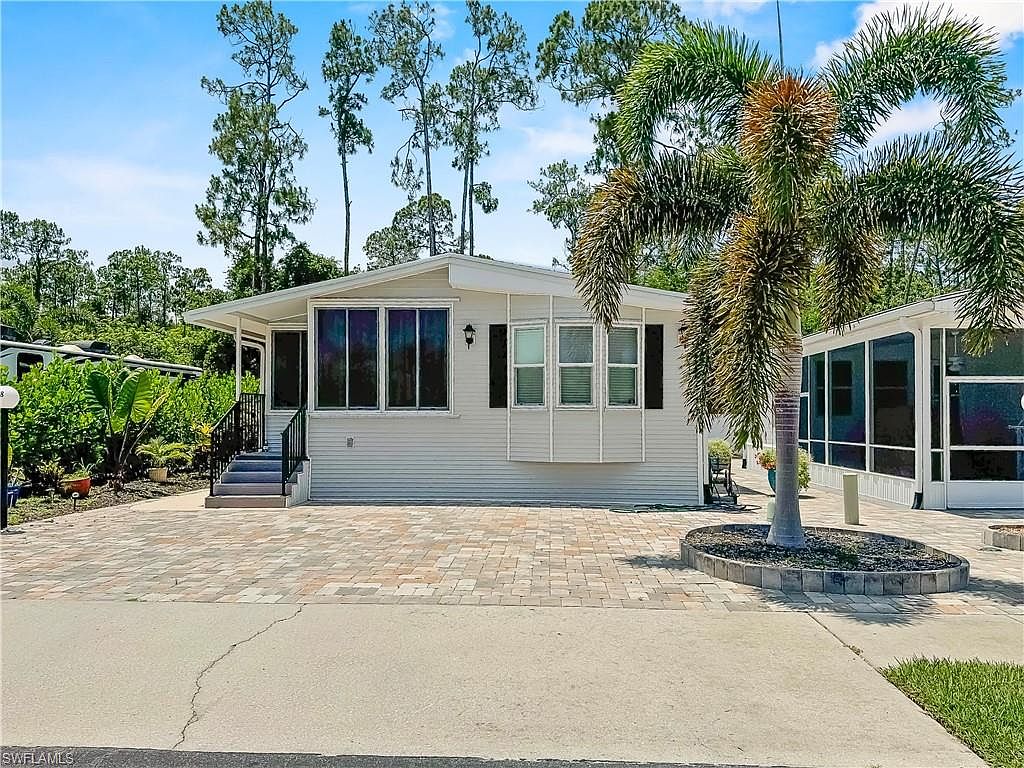 4098 Crystal Lake Dr, Naples, FL 34120 | MLS #223048548 | Zillow