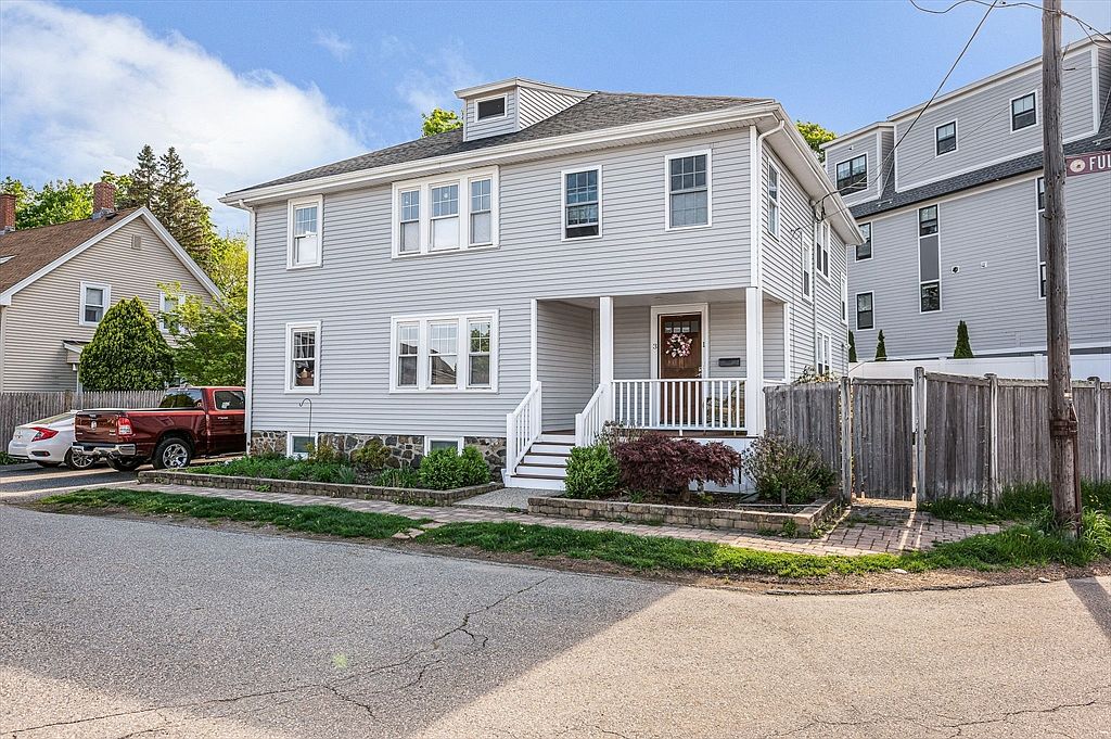 1 Three Fulton St, Reading, MA 01867 | MLS #73374917 | Zillow