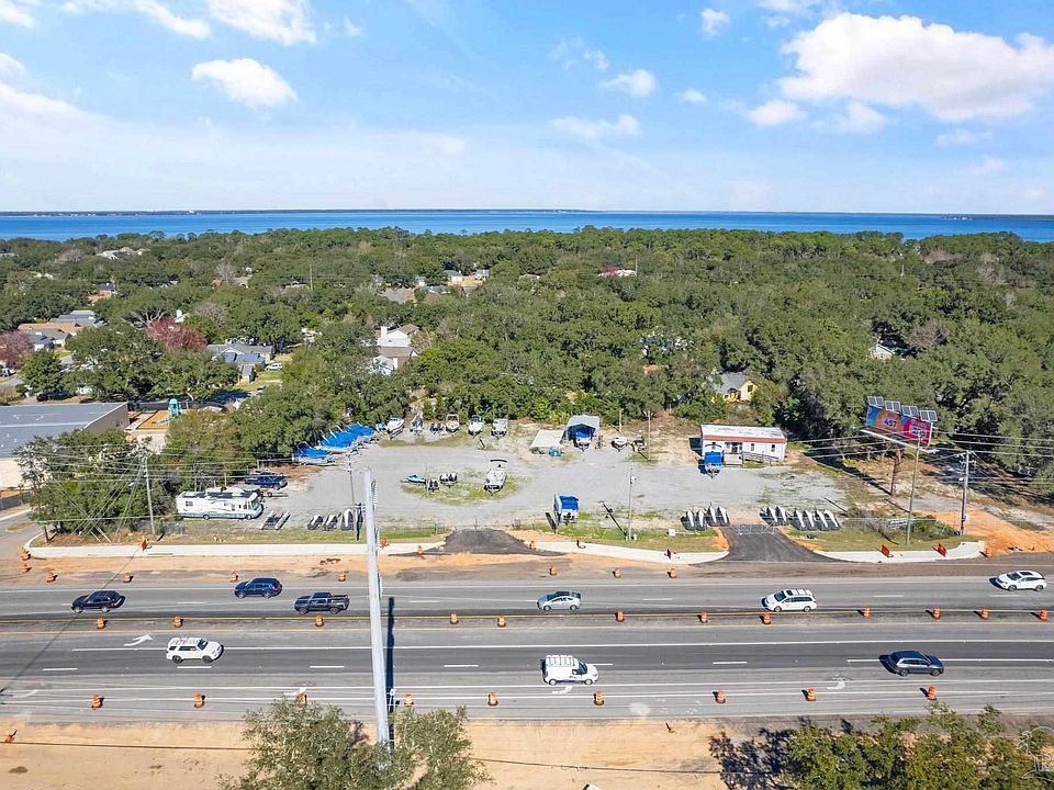 2816 Gulf Breeze Pkwy, Gulf Breeze, FL 32563 | Zillow