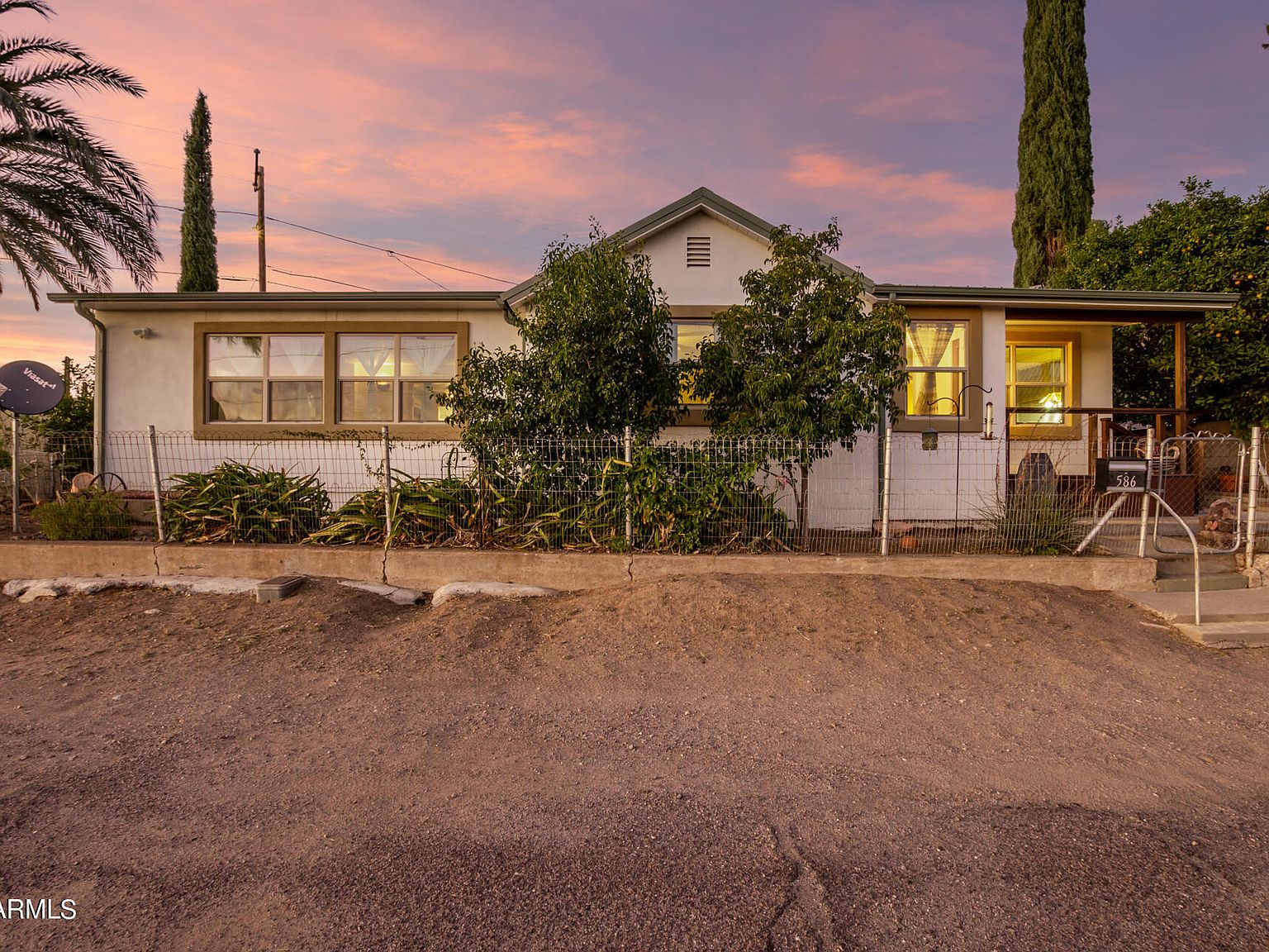 586 W Porphyry St, Superior, AZ 85173 | Zillow