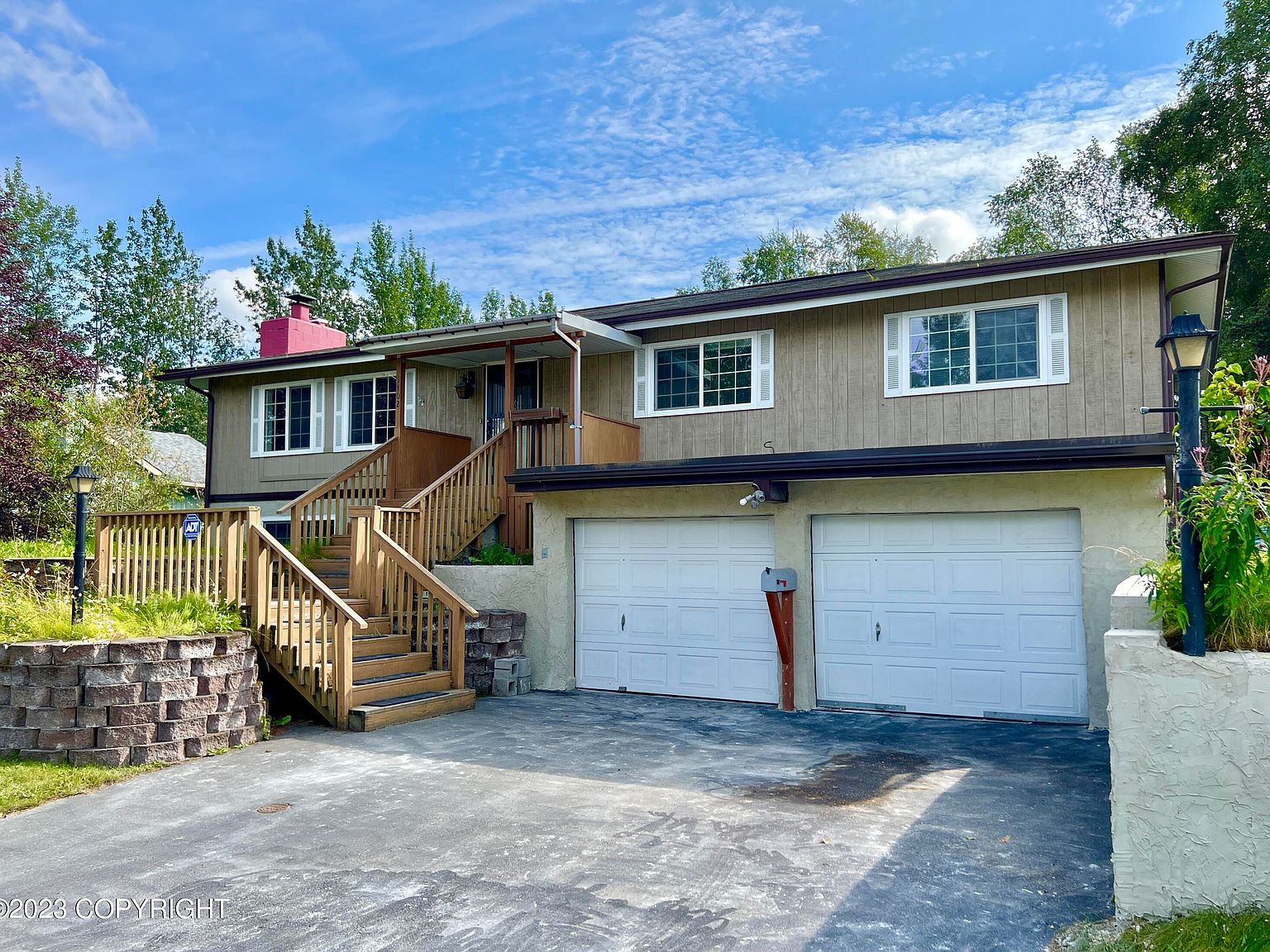 5402 Chena Ave, Anchorage, AK 99508 | MLS #23-4959 | Zillow