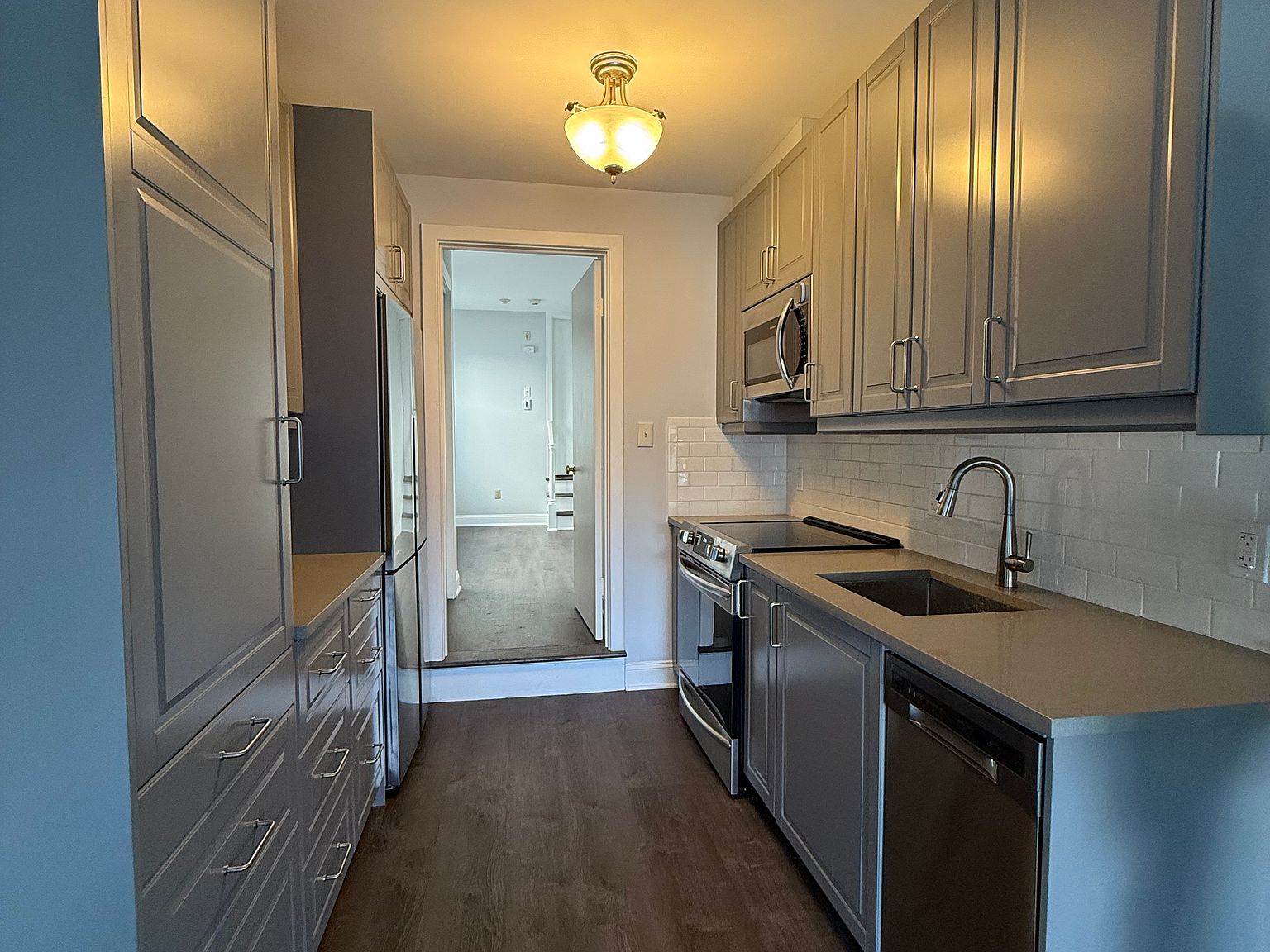129 N Water St APT B, Greenwich, CT 06830 | Zillow