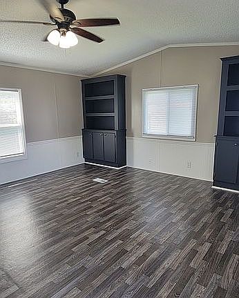 1260 NE Us Highway 69 TRAILER 1, Liberty, MO 64068 | Zillow