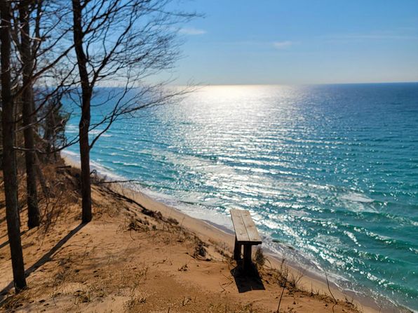Arcadia MI Real Estate - Arcadia MI Homes For Sale | Zillow