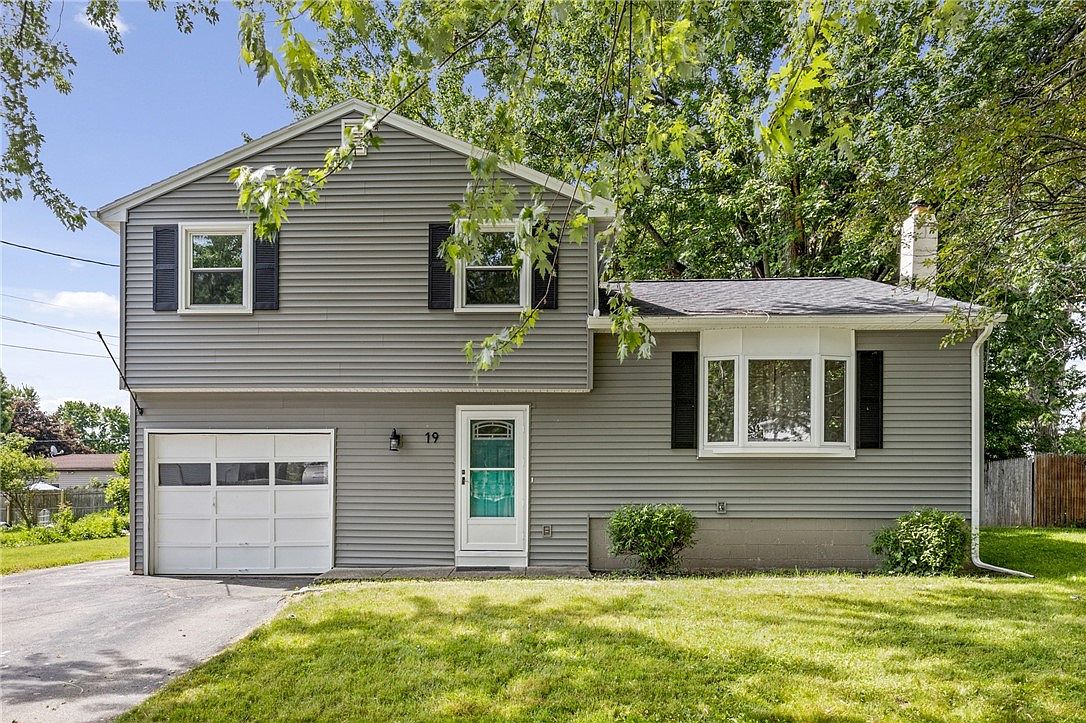 19 Kerr Ave, Rochester, NY 14606 | MLS #R1542978 | Zillow