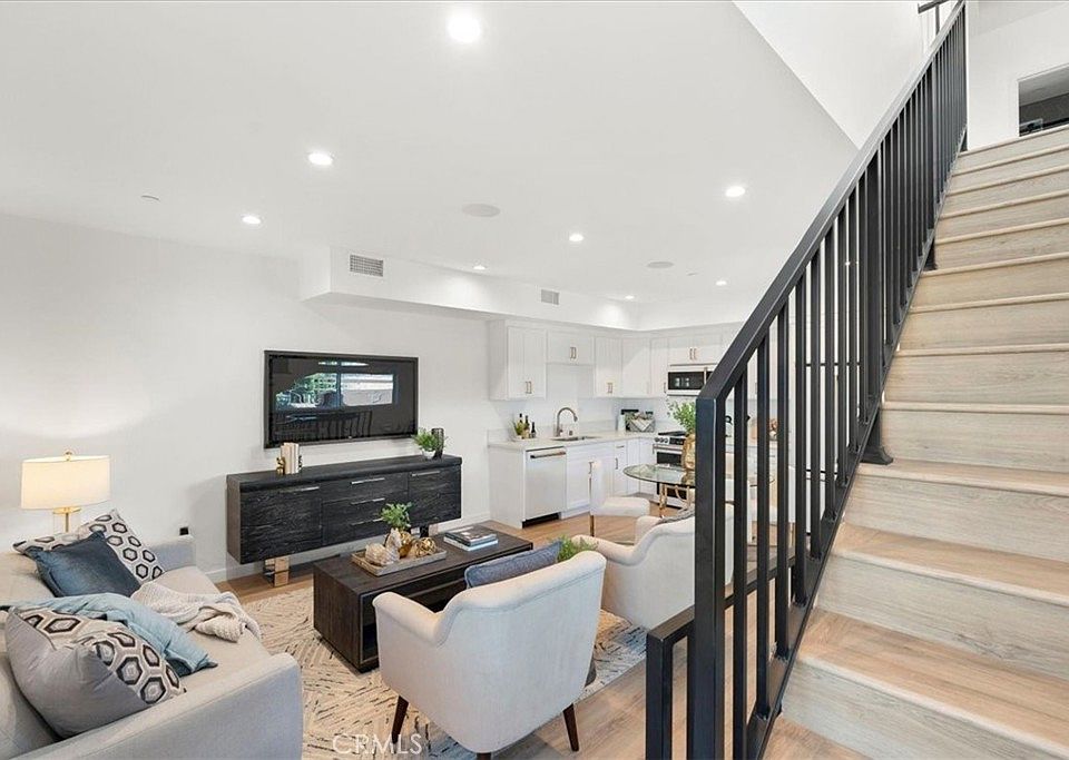11674 W Verde Ln, North Hollywood, CA 91606 | Zillow
