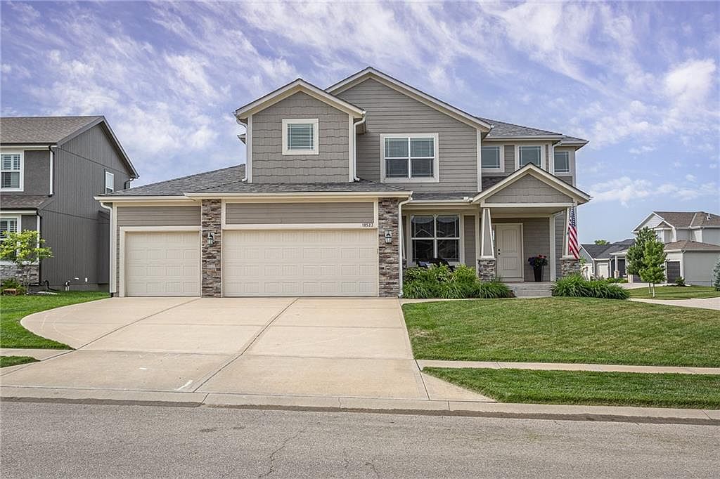 18523 W 193rd Ter, Spring Hill, KS 66083 | Zillow