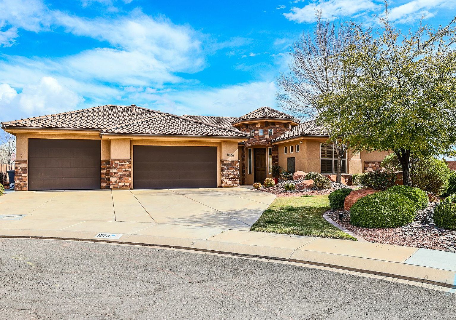 1074 W Waverly St, Washington, UT 84780 | Zillow
