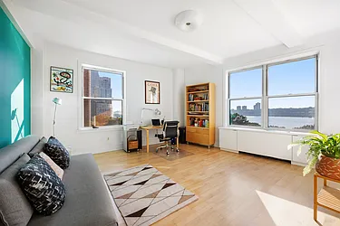 37 Riverside Drive #8A in Upper West Side, Manhattan | StreetEasy