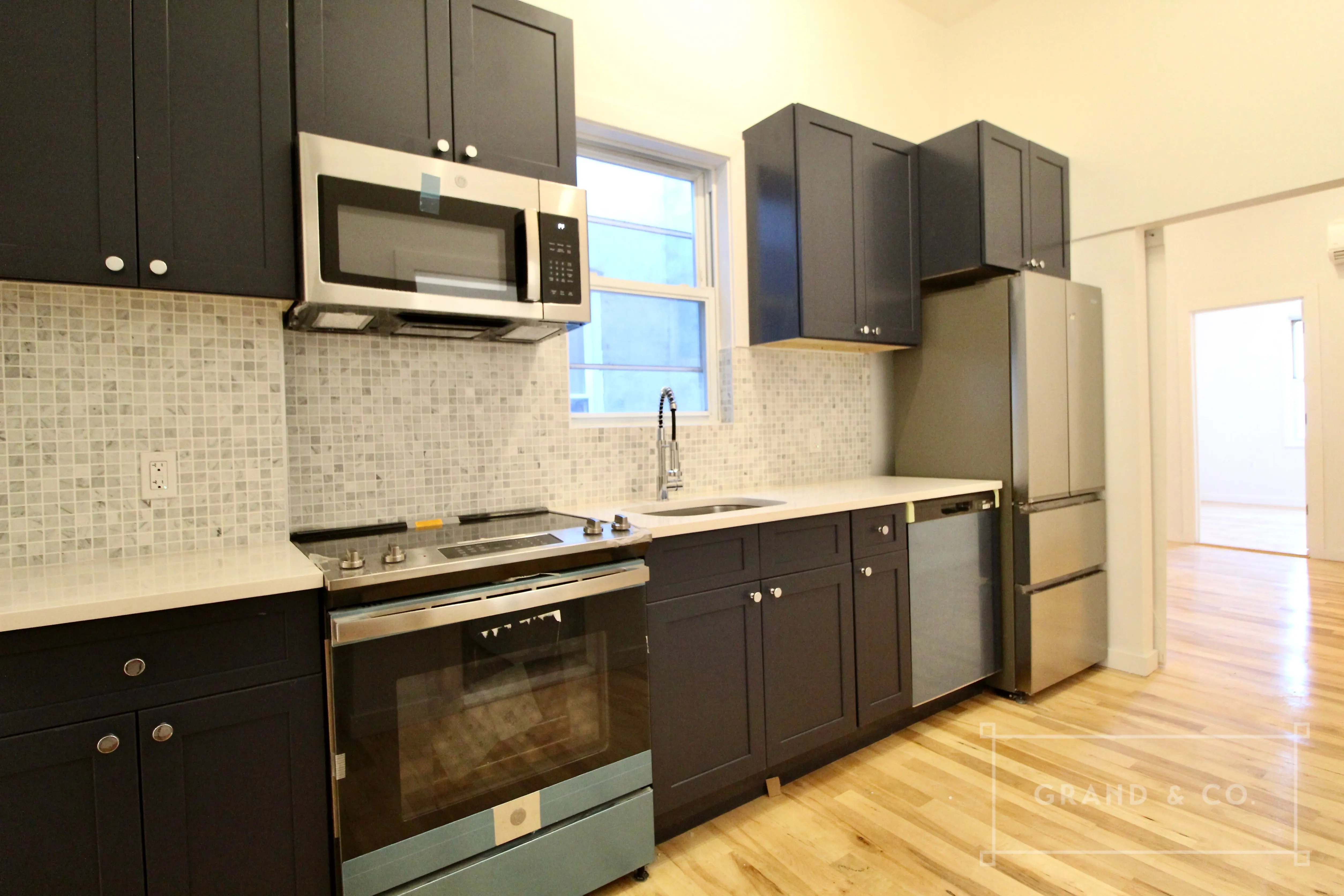 181 Meserole Avenue #2L in Greenpoint, Brooklyn | StreetEasy