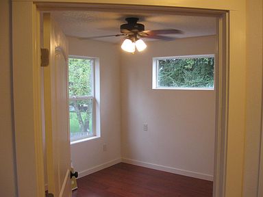 1211 Douglas St #2, Forest Grove, OR 97116 | Zillow