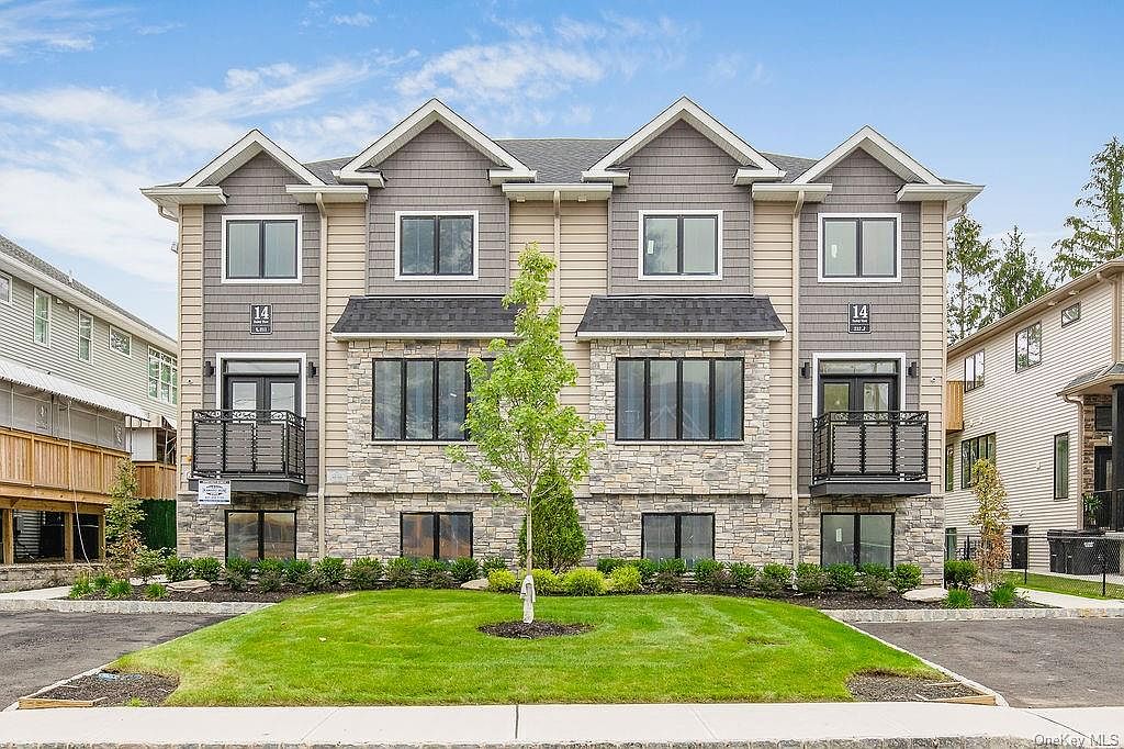 14 Valley View Terrace UNIT 211, Spring Valley, NY 10977 | Zillow