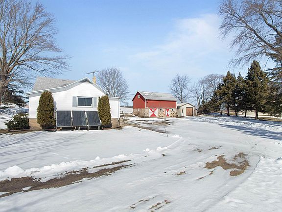 N6592 N Cedar Rd, Iron Ridge, WI 53035 | MLS #50272000 | Zillow
