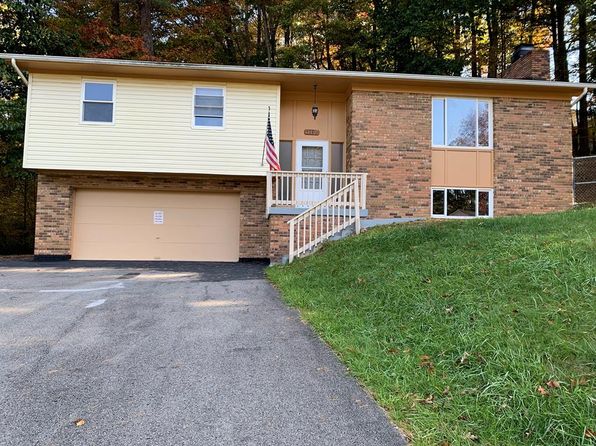 In Maxwell Hill - Beckley WV Real Estate - 2 Homes For Sale | Zillow