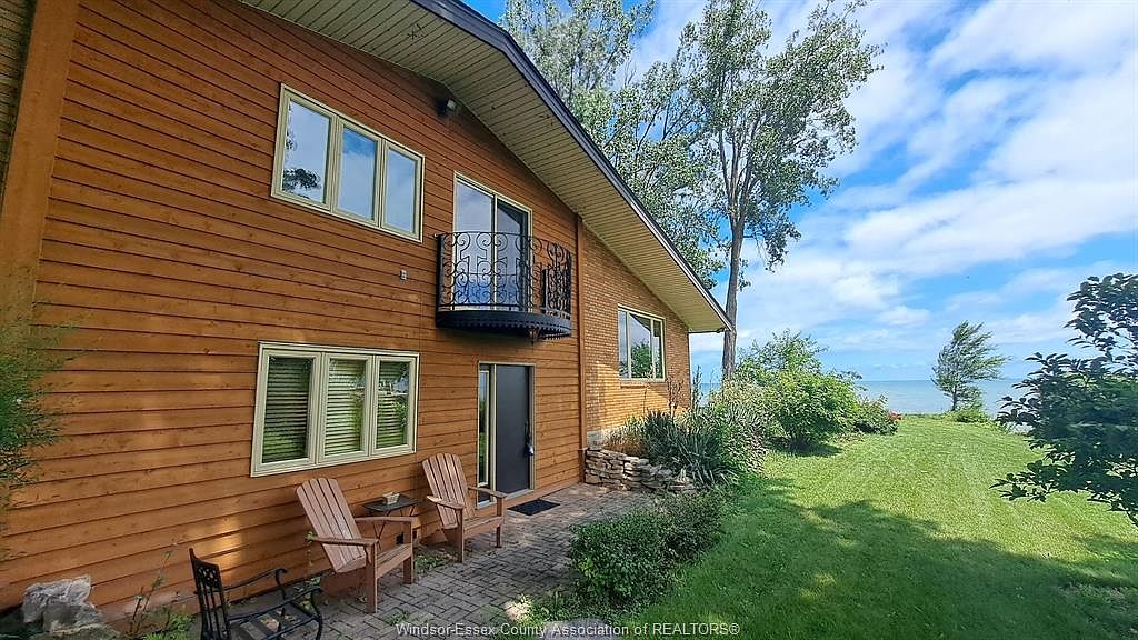 81 E Puce Rd, Lakeshore, ON N0R 1A0 | MLS #23022804 | Zillow