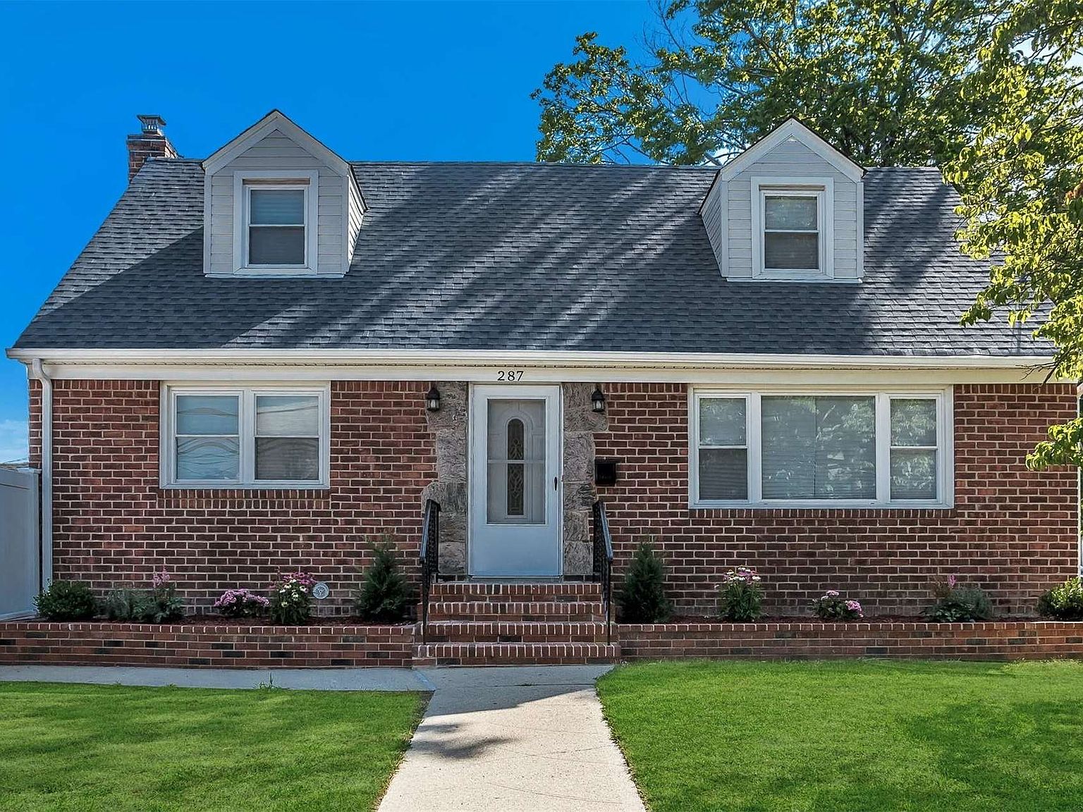 287 Bedell Terrace, West Hempstead, NY 11552 | Zillow