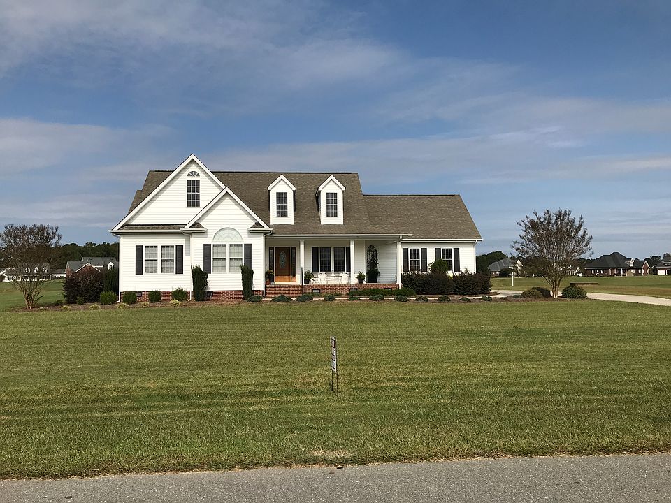 1642 Timberlake Dr, Clinton, NC 28328 | Zillow