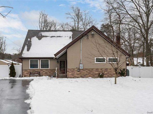 Shirley Real Estate - Shirley NY Homes For Sale | Zillow