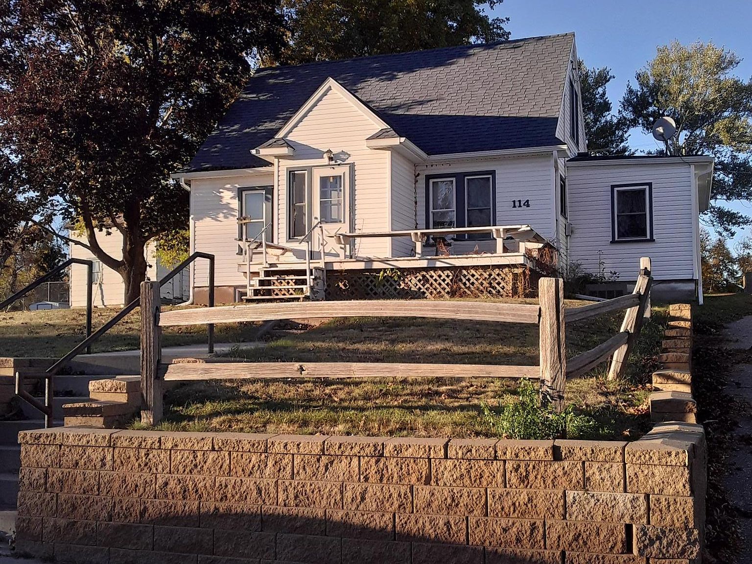 114 E Main St, Dalton, MN 56324 | Zillow