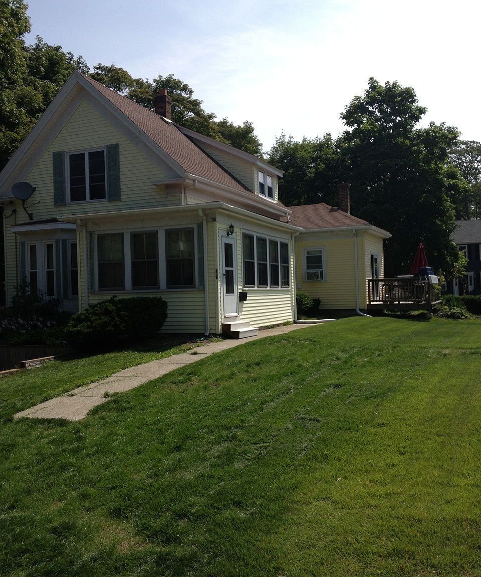 132 Pond St, Weymouth, MA 02190 | Zillow