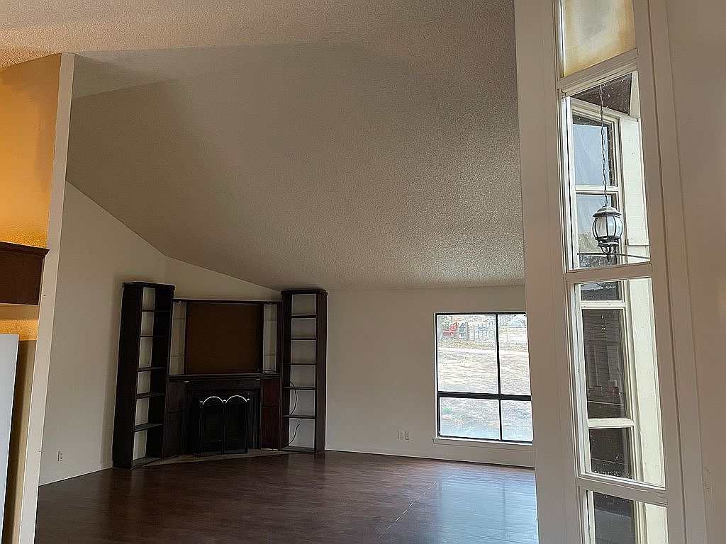 118 Meadow Lakes Dr, Tehachapi, CA 93561 | Zillow