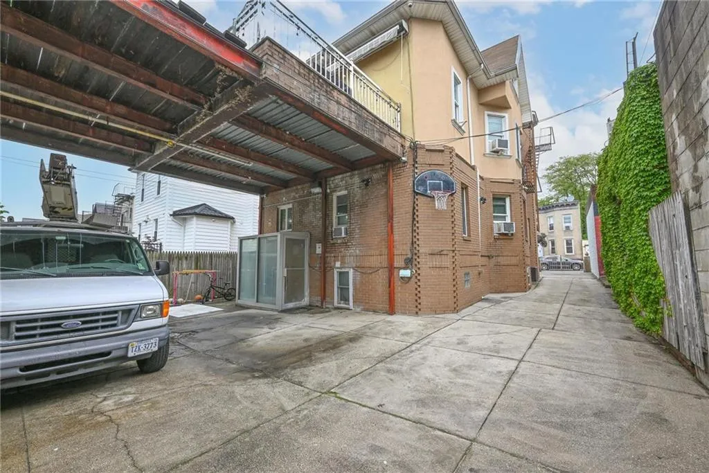 272 77th Street #3 in Bay Ridge, Brooklyn | StreetEasy