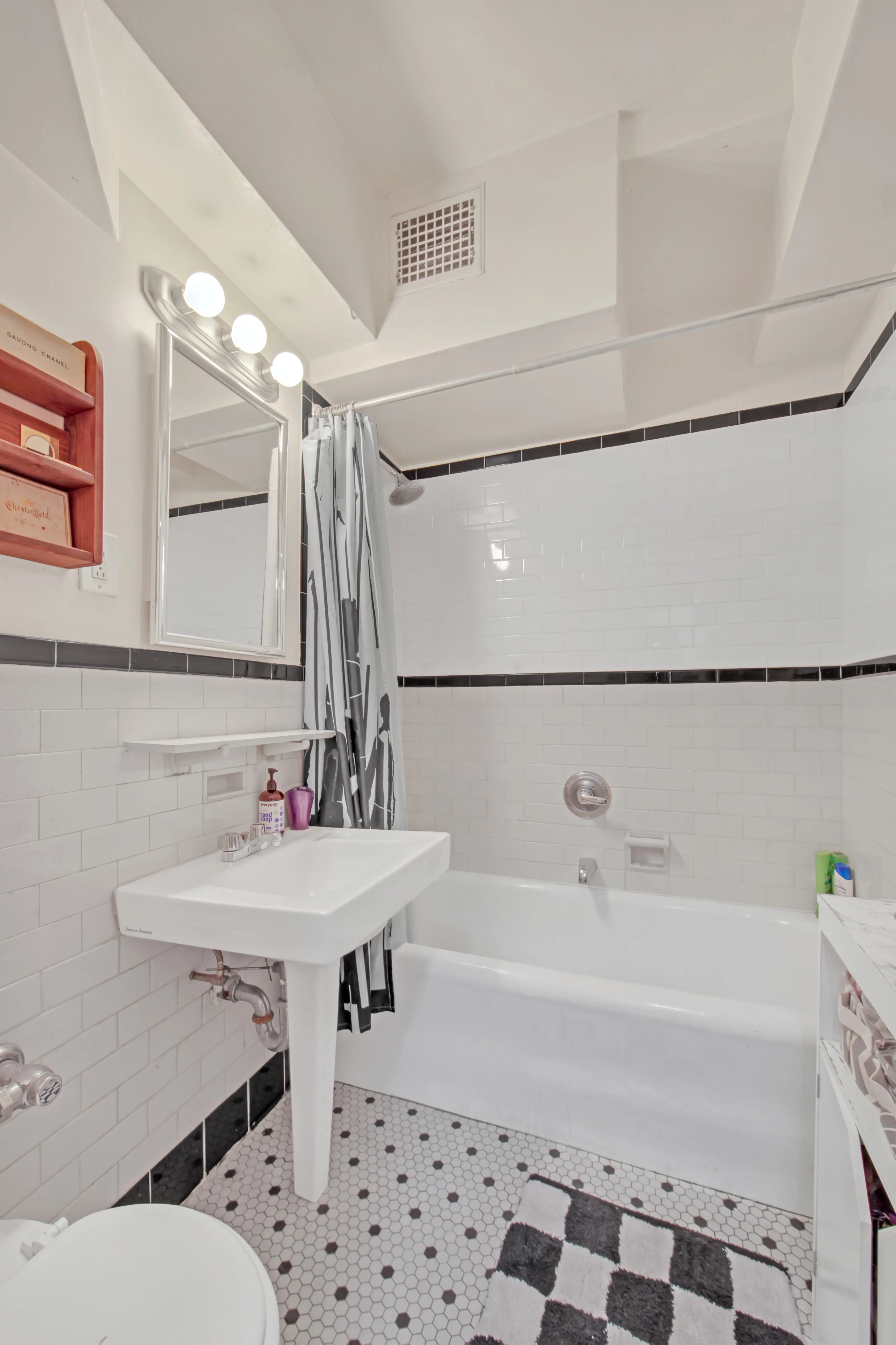 227 East 57th Street #9FG in Sutton Place, Manhattan | StreetEasy