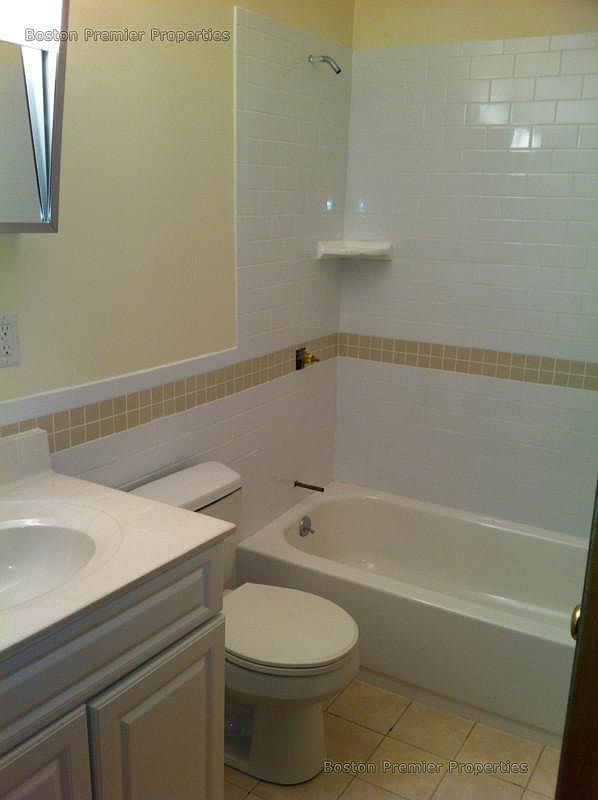 68 Butler St #AD6, Dorchester Center, MA 02124 | Zillow