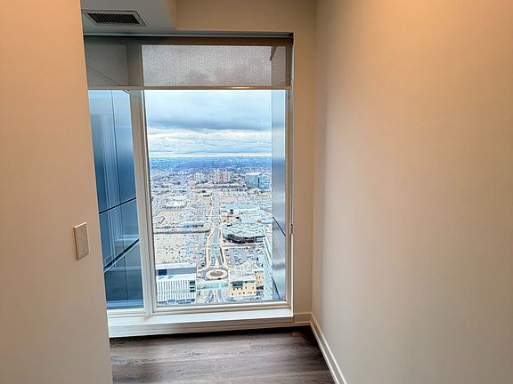 395 Square One Dr #4603, Mississauga, ON L5B 0E2 | Zillow