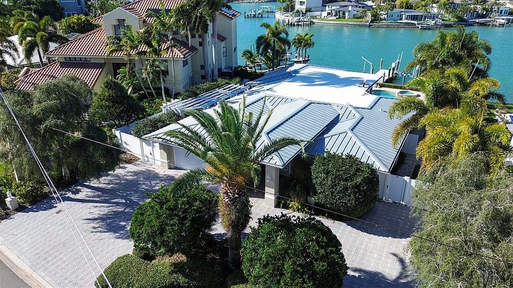 10074 S Yacht Club Dr, Treasure Island, FL 33706 | Zillow