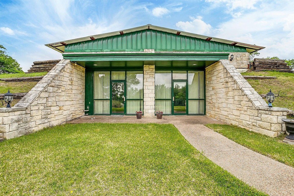 13926 Llano Dr, Weatherford, TX 76087 | Zillow
