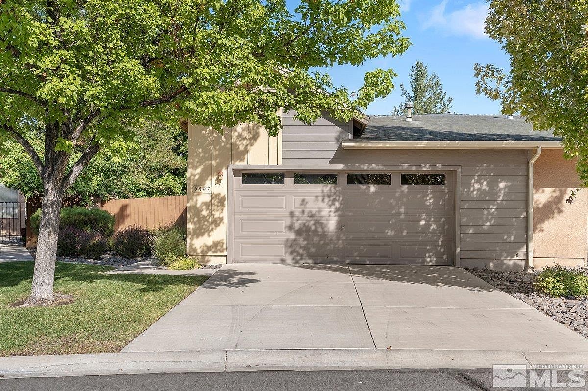 5627 Crescent Hill Way, Sparks, NV 89436 | Zillow