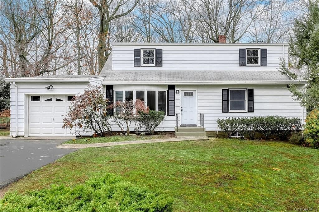 37 Spring Hill Terrace, Chestnut Ridge, NY 10977 | Zillow
