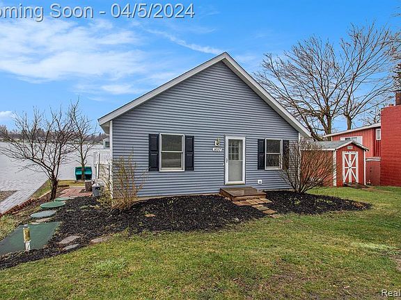 1697 Triangle Lake Rd, Howell, MI 48843 | MLS #20240020199 | Zillow