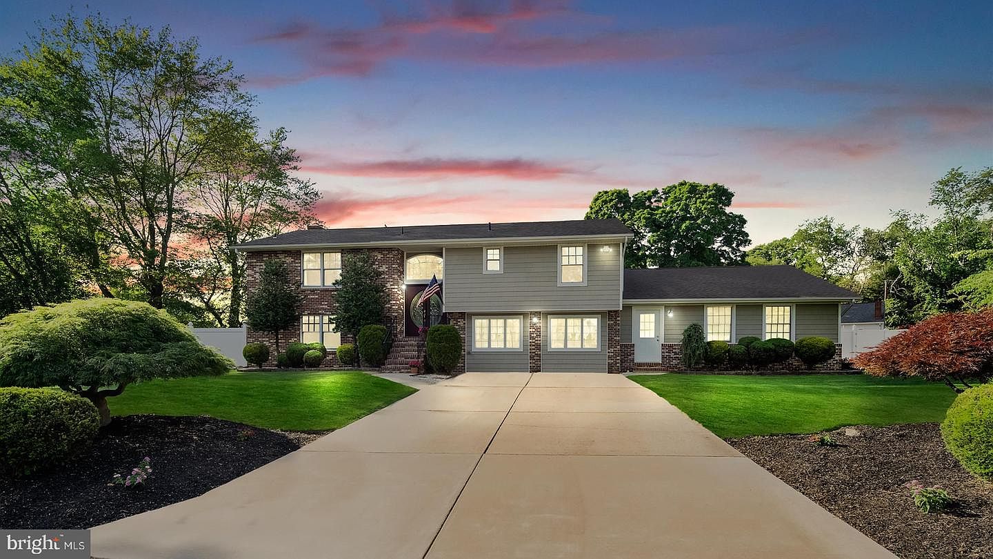 11 Marc Ln, Wrightstown, NJ 08562 | Zillow