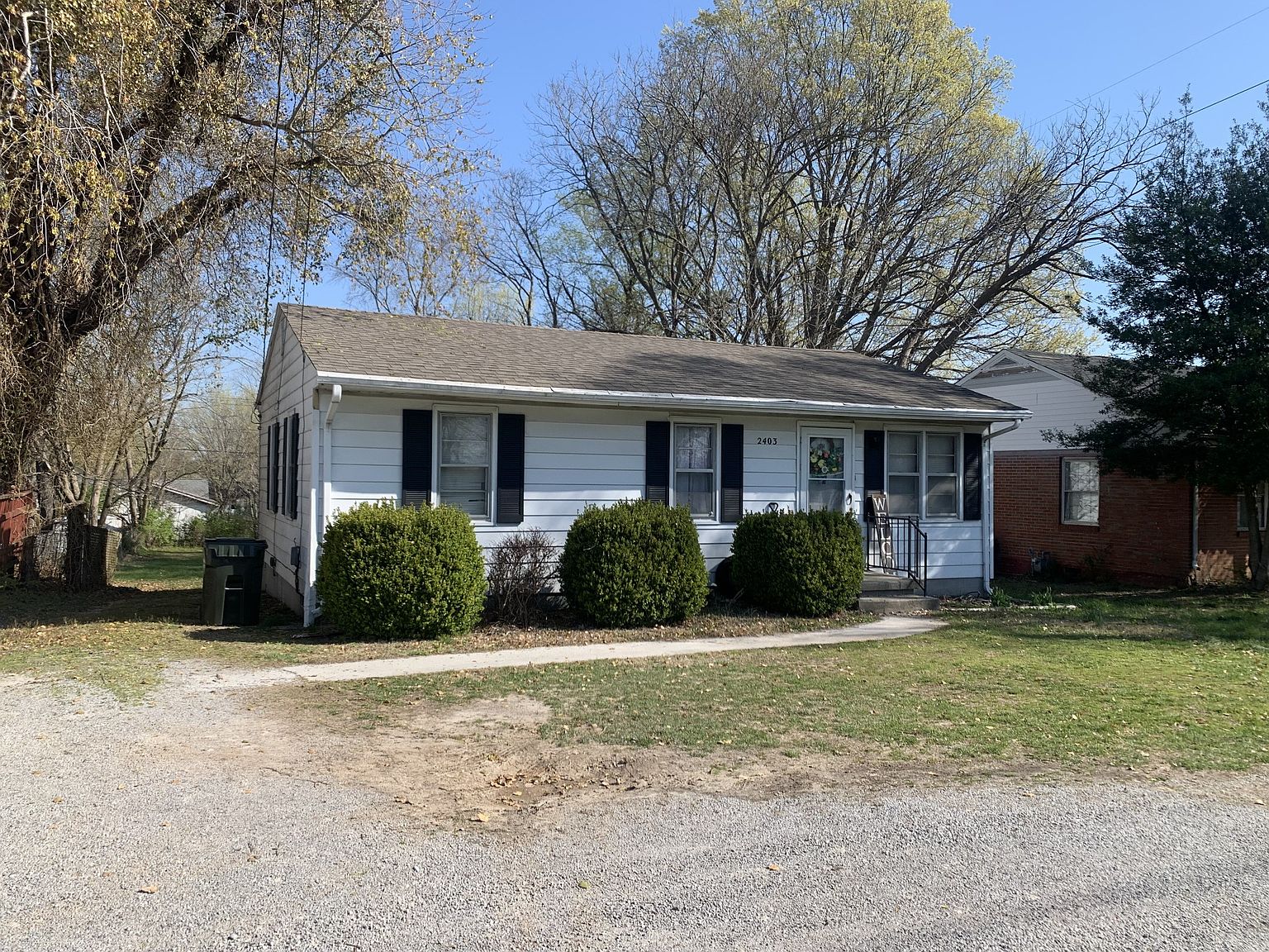 2403 Canton Pike, Hopkinsville, KY 42240 | Zillow
