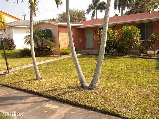 808 Johnson St, Hollywood, FL 33019 | Zillow