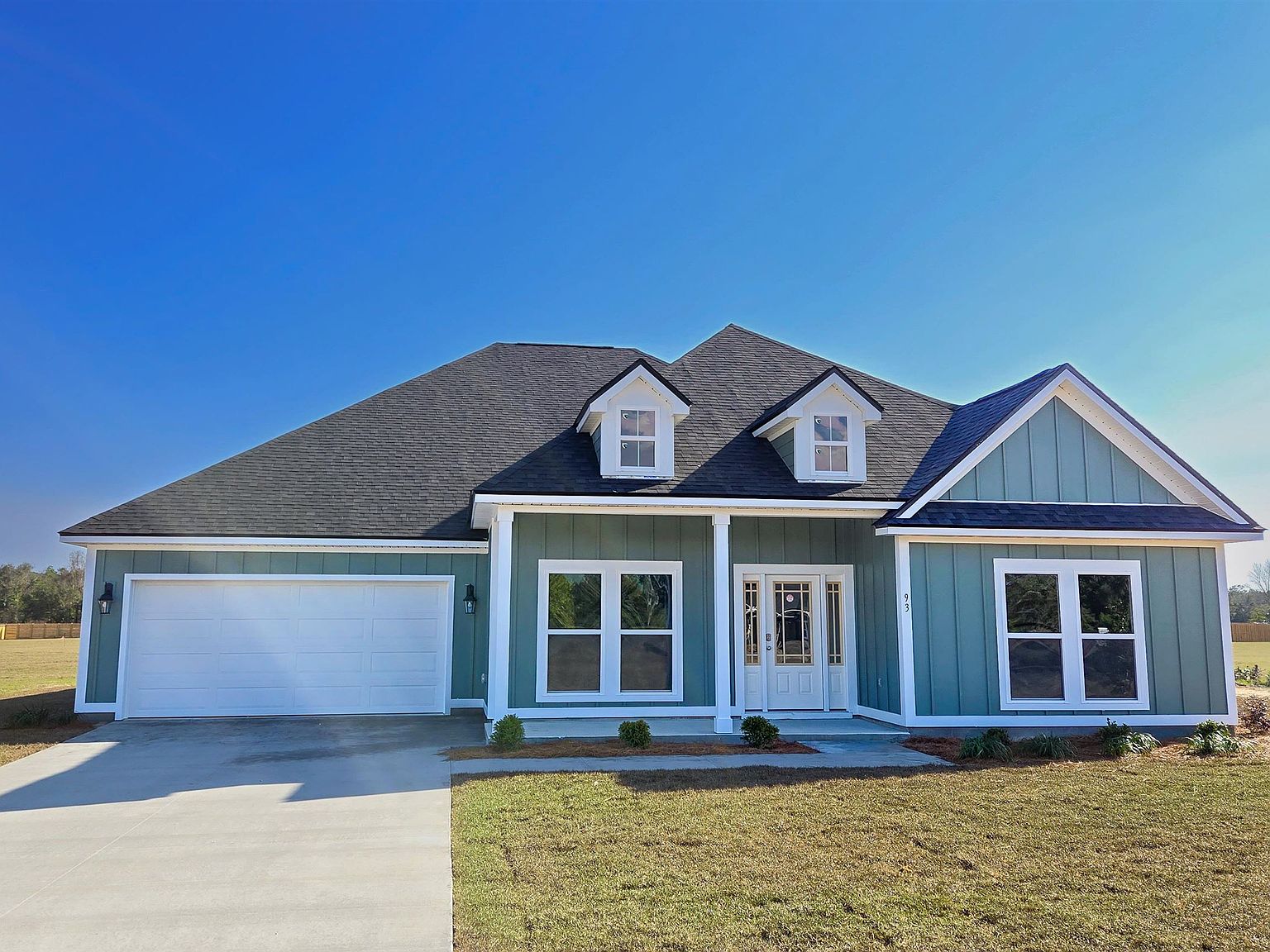 93 Golden Loop, Crawfordville, FL 32327 | Zillow