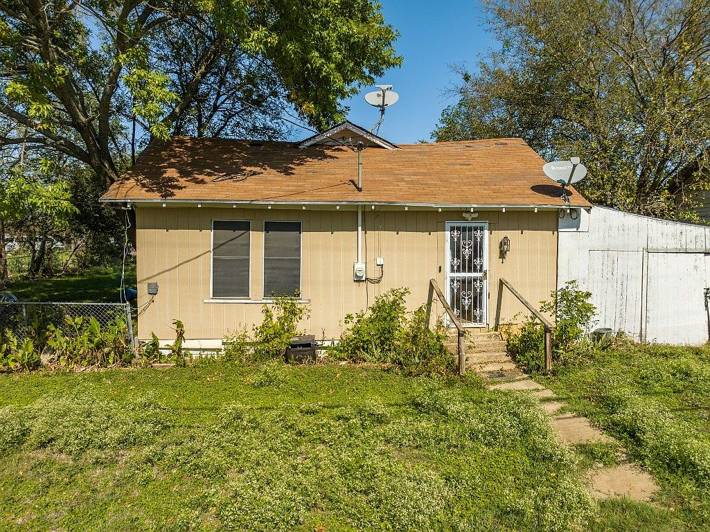 115 Vineyard Ave, Hillsboro, TX 76645 | MLS #20466300 | Zillow
