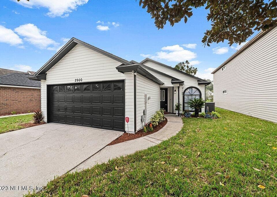2900 LANTANA LAKES Drive E, Jacksonville, FL 32246 | Zillow