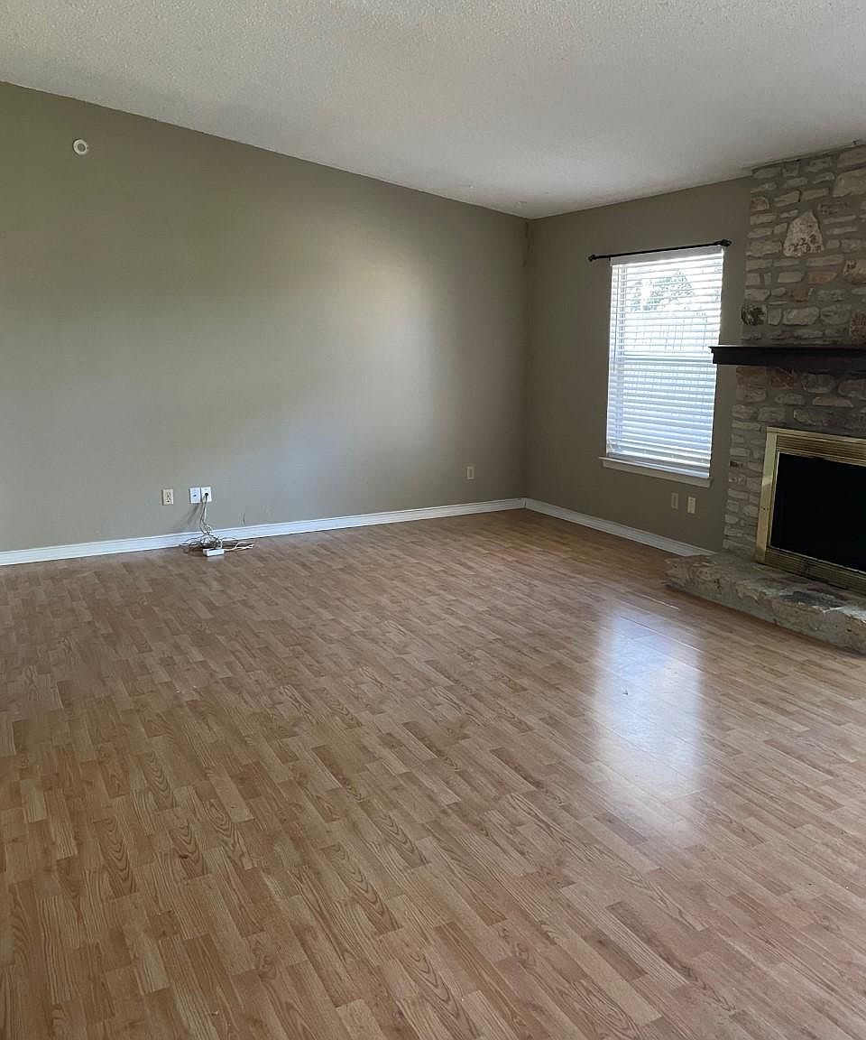 12022 Scribe Dr, Austin, TX 78759 | Zillow