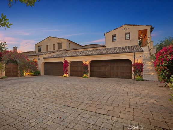 51 Echo Gln, Irvine, CA 92603 | MLS #OC24111944 | Zillow