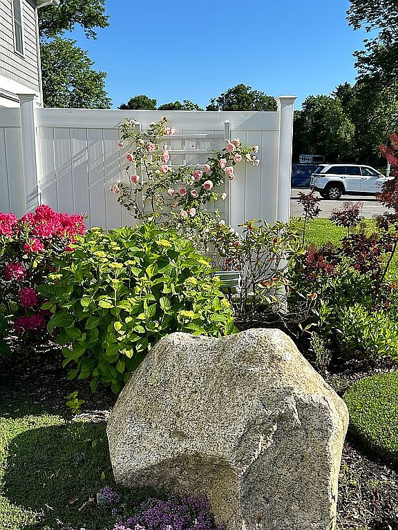 94 Sandy Point Farm Rd, Portsmouth, RI 02871 | Zillow