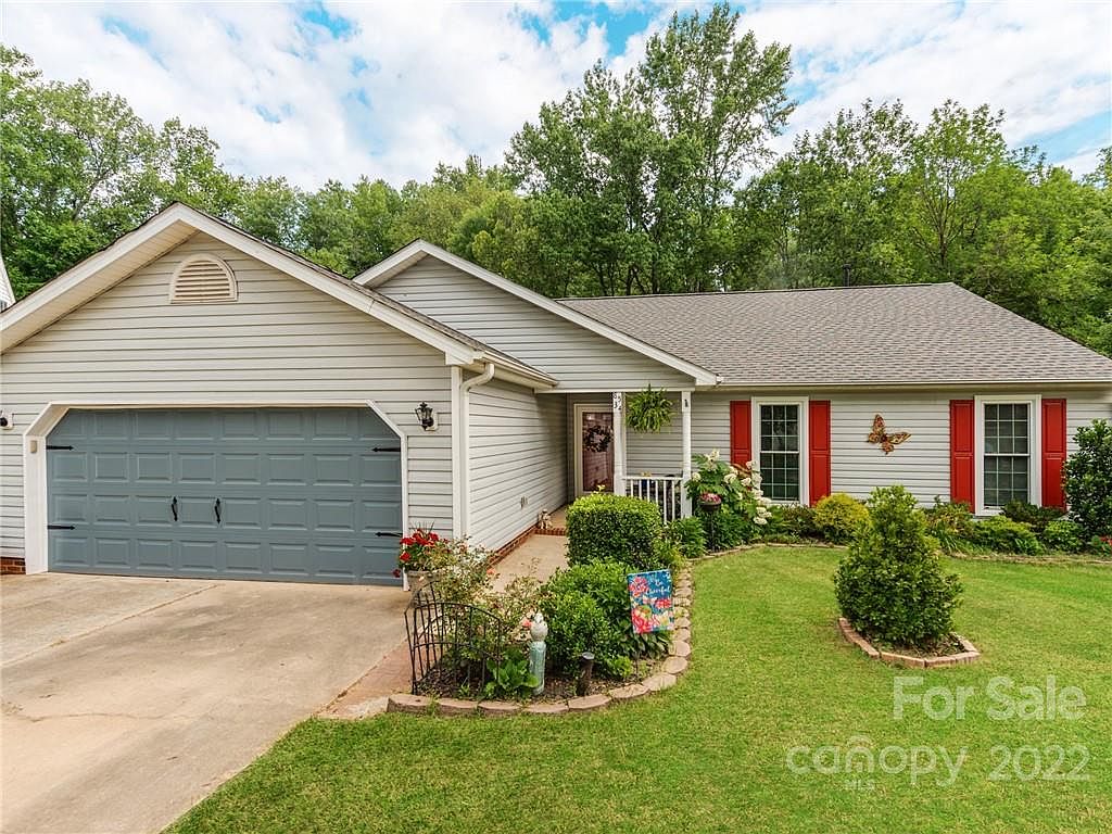 8534 Conner Ridge Ln, Charlotte, NC 28269 | Zillow