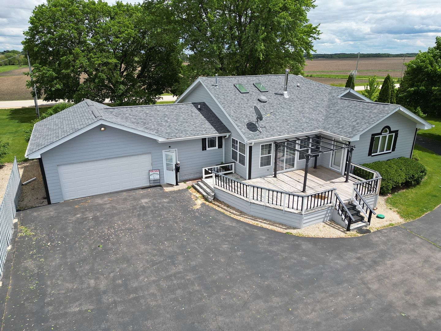 1988 S Chana Rd, Chana, IL 61015 | Zillow
