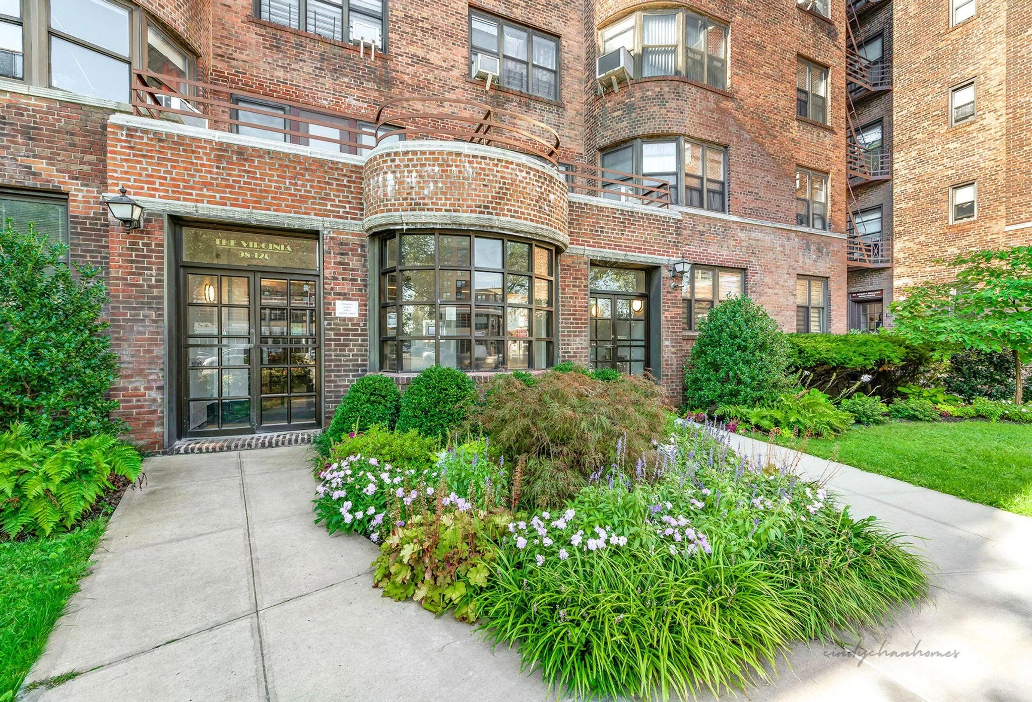 98-120 Queens Boulevard #5CD in Rego Park, Queens | StreetEasy